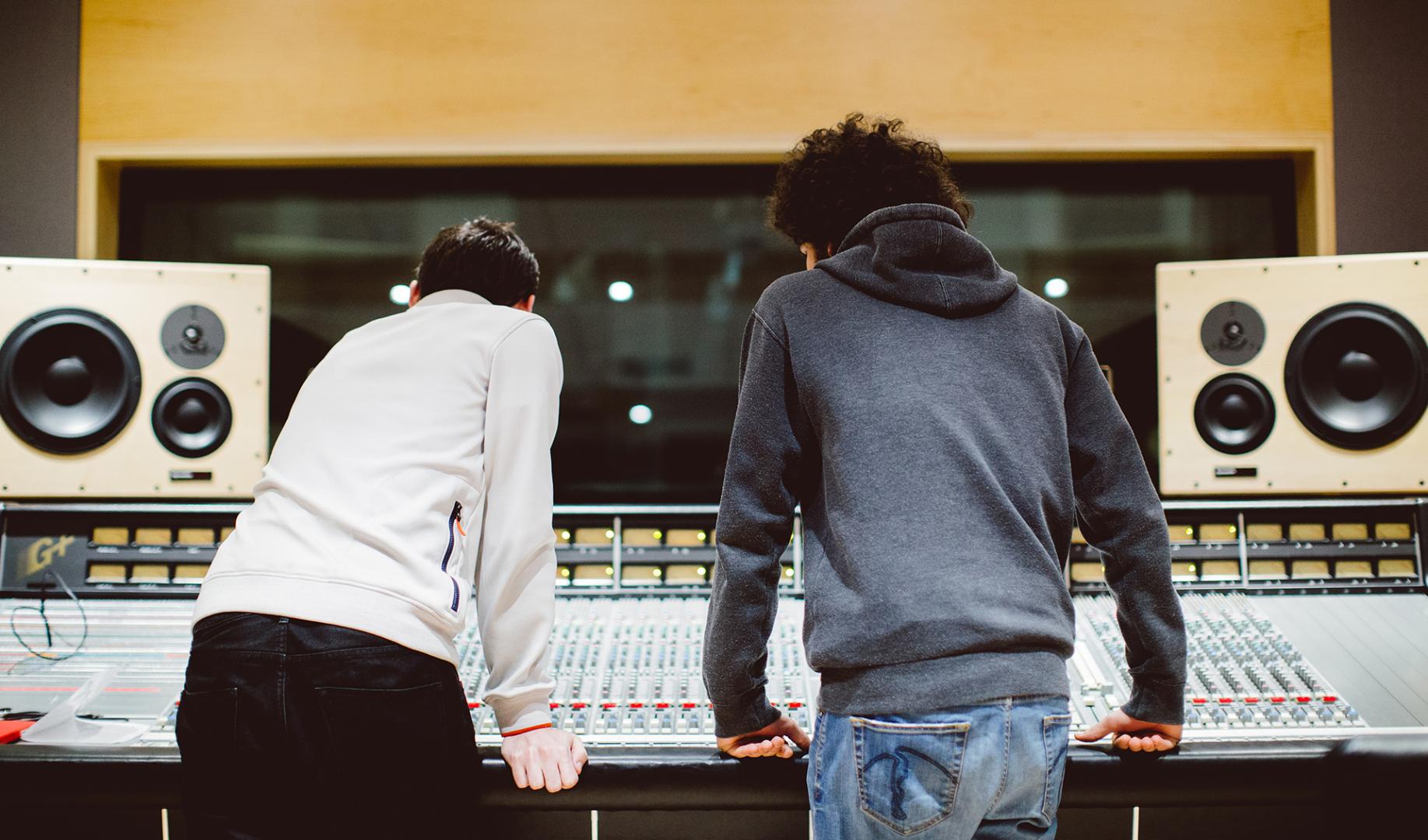 SAE Barcelona inaugura un nuevo Hub de educación creativa – Poblenou ...