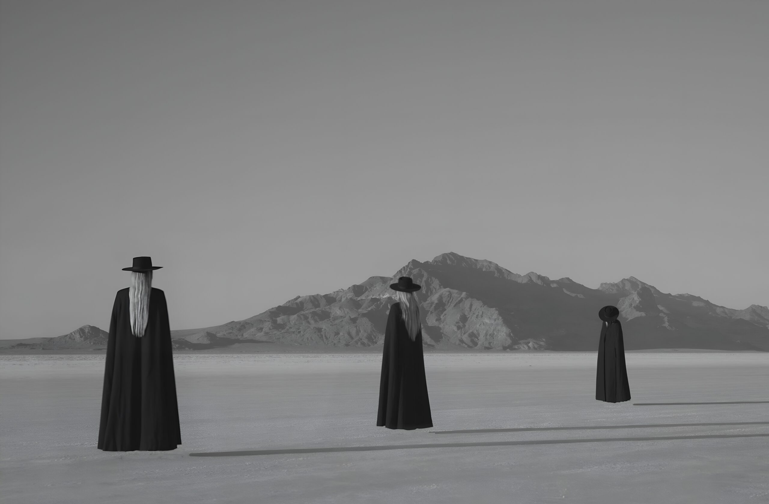 Load Gallery presents the exhibition Liminal Veil by Petecia Le Fawnhawk – Poblenou Urban District